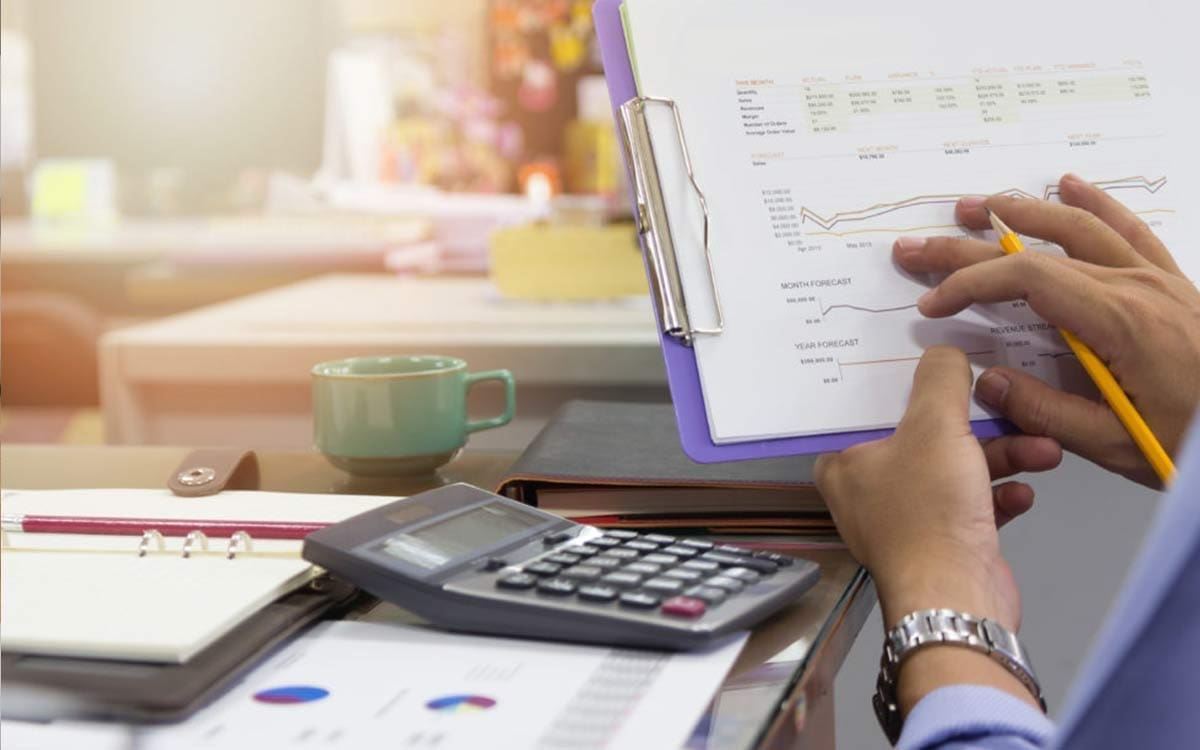 A Guide to P&L Analysis for Small Business Owners